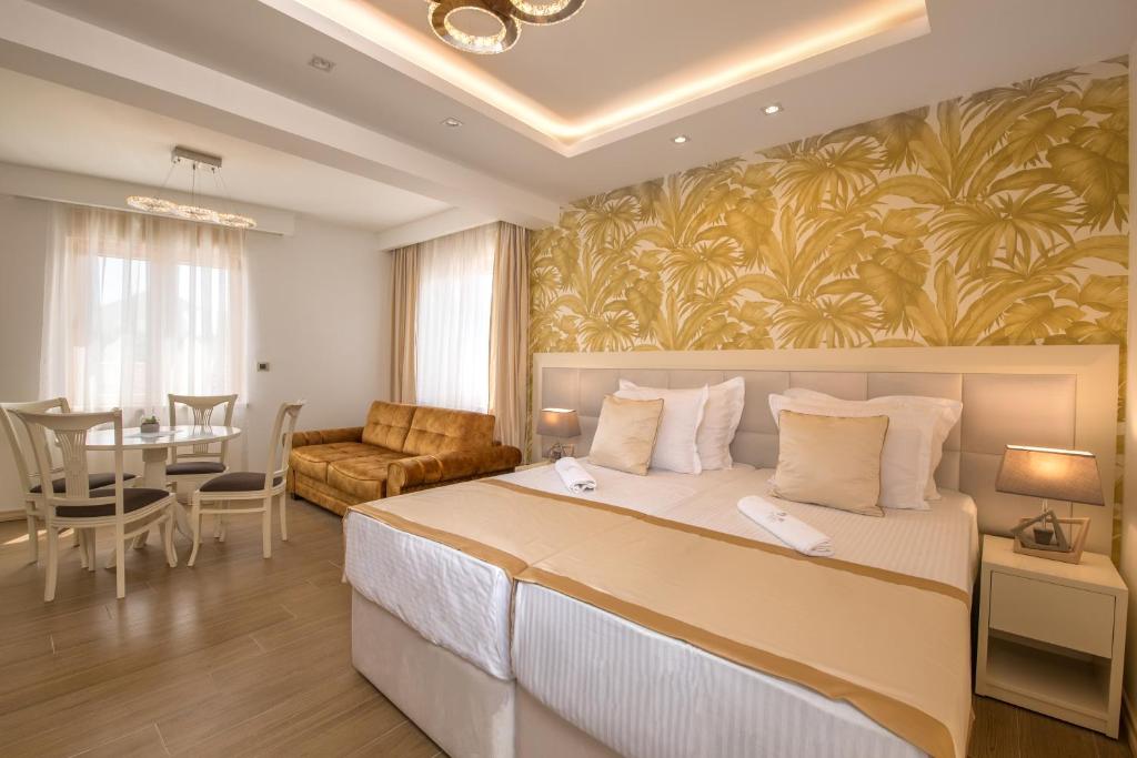 Splendido MB Apartments in Tivat - Traveleto