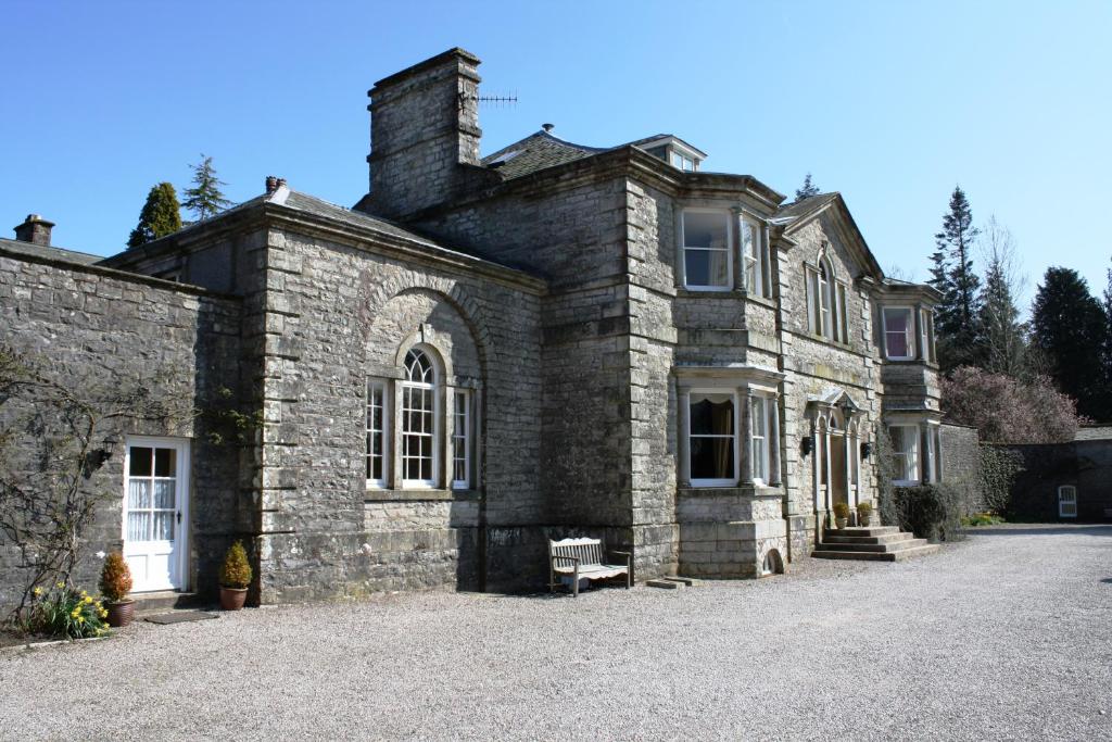 The Rochester Wing Orton Hall in Orton - Traveleto
