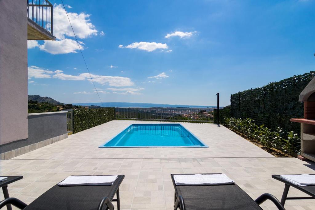 Holiday Home 2m With Pool - Split