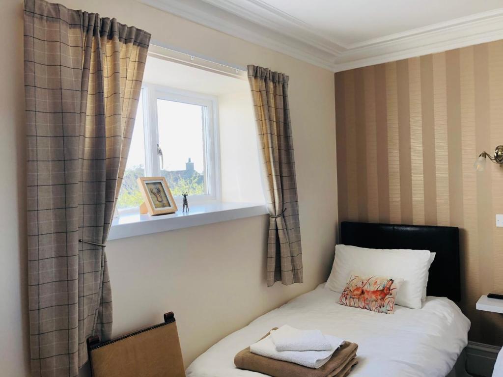 The Aberdeen Arms Hotel in Tarves - Tripcombined