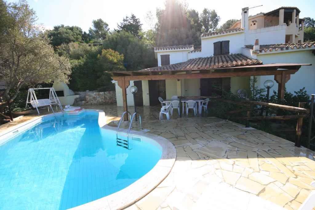 Villa Met Zwembad, Met Panoramisch Uitzicht Op Zee En Adembenemende Zonsondergang - Sardinië