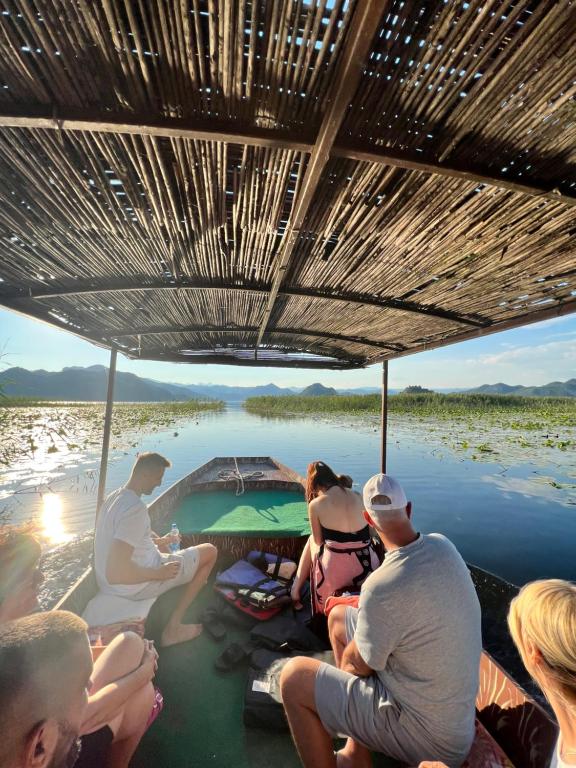 Ethno village Moraca - Skadar lake in Vranjina - Traveleto