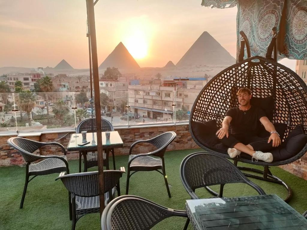 secret of pyramids - SuiteTrails