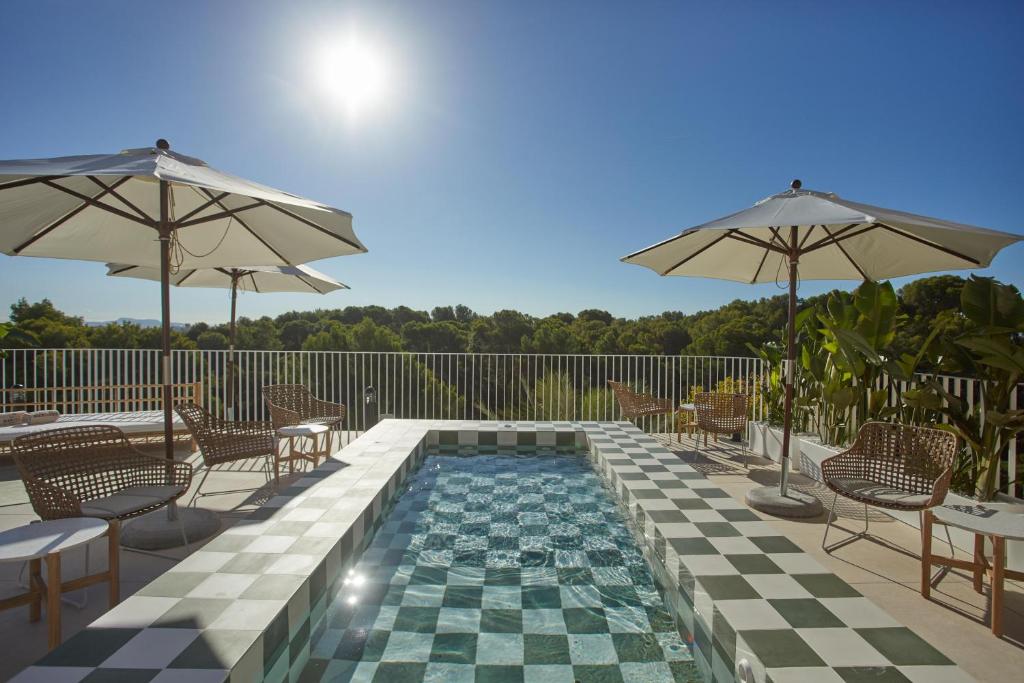 Belle Marivent Mediterranean Petit Hotel - SuiteTrails